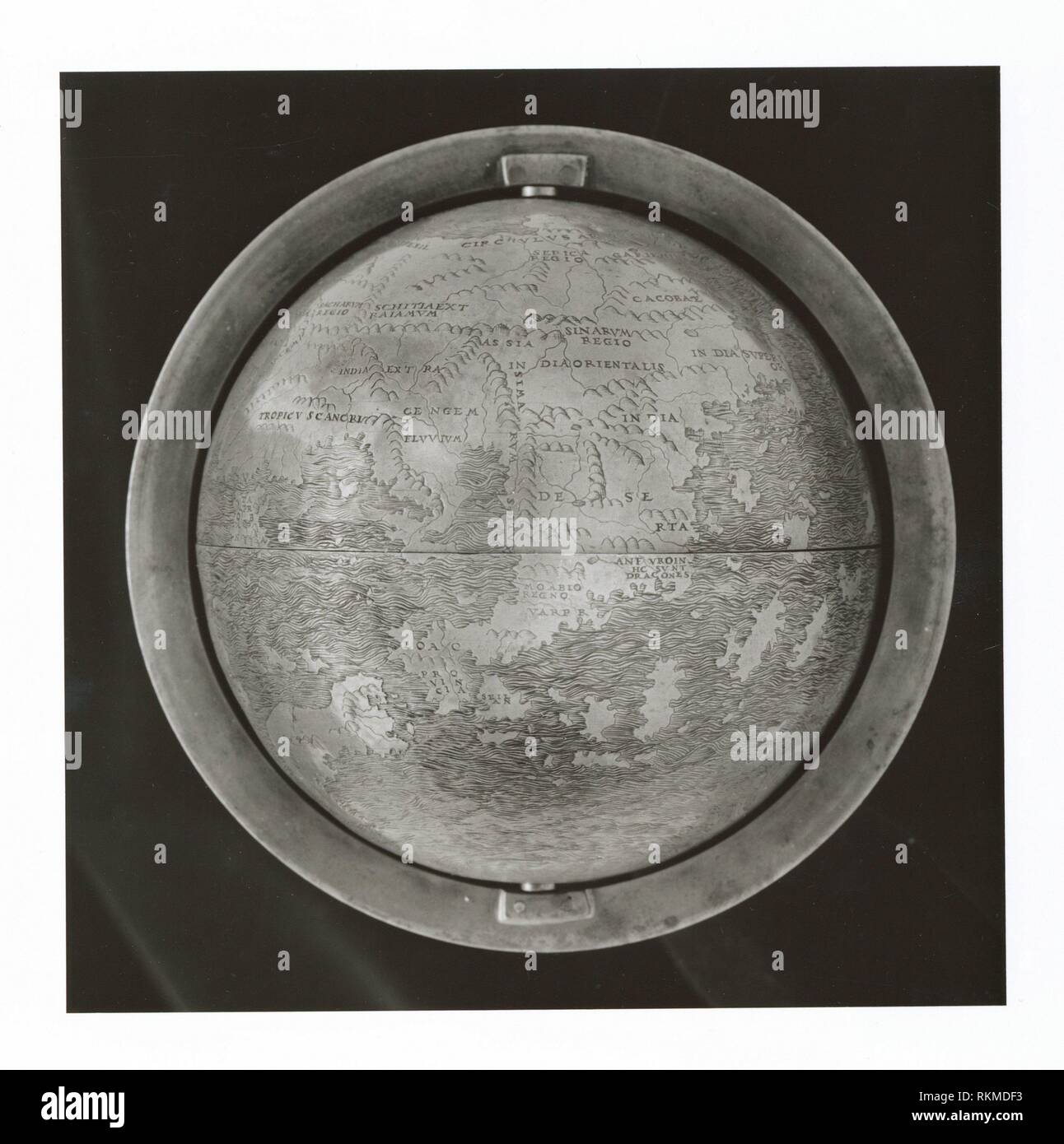 Lenox Globe