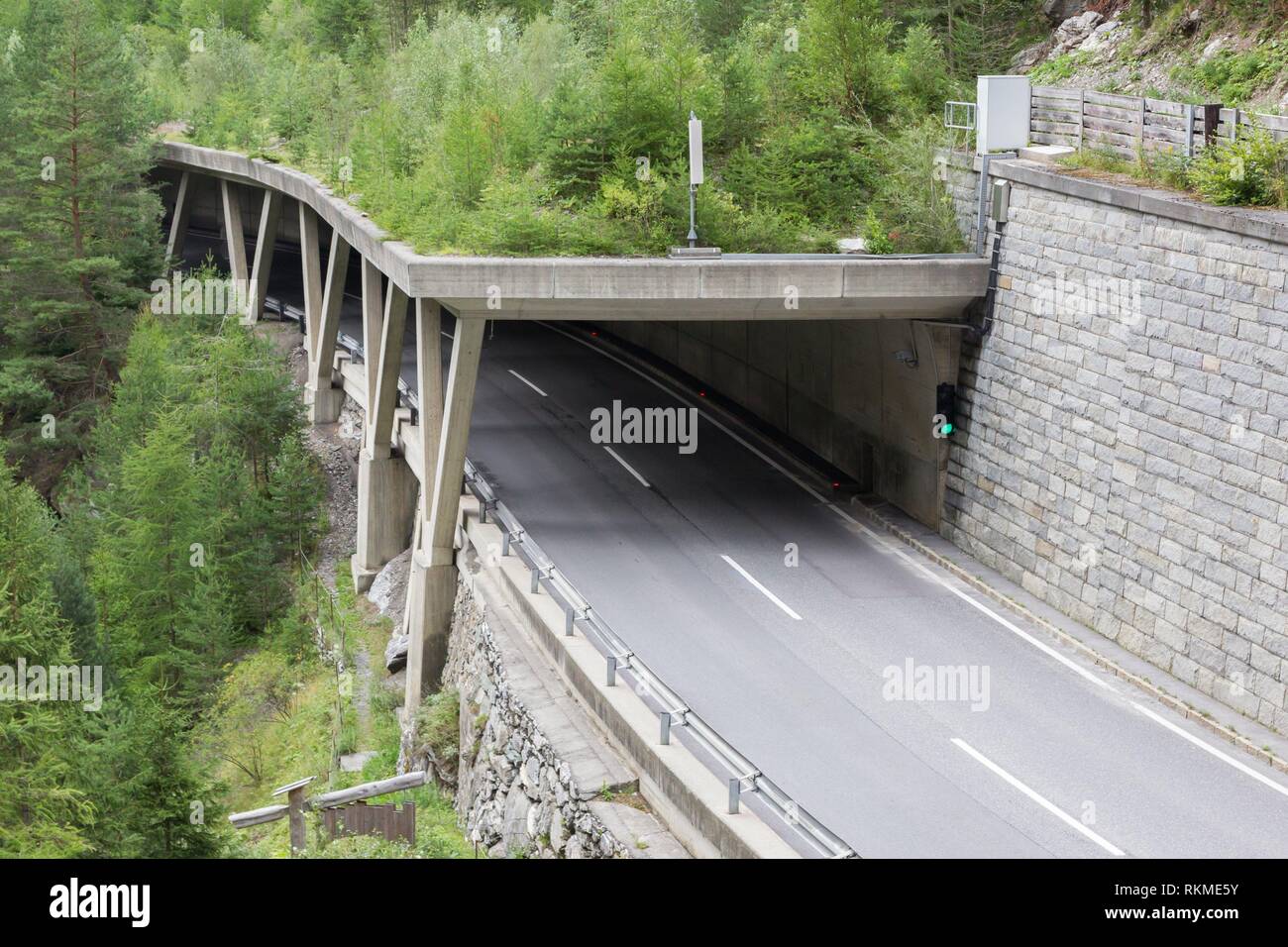 Alpine pathway hi-res stock photography and images - Alamy