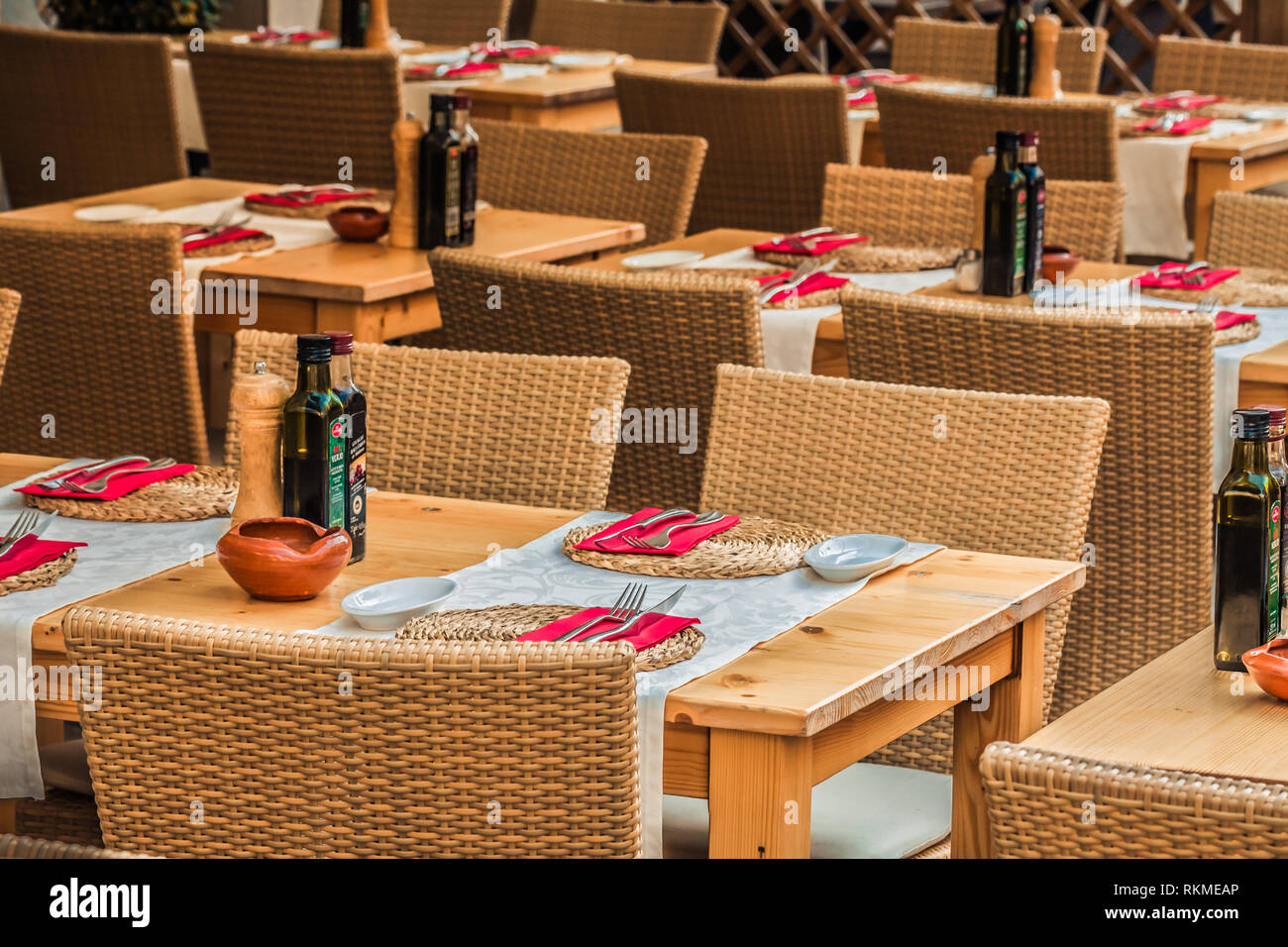 Tables set meal fork hi-res stock photography and images - Alamy