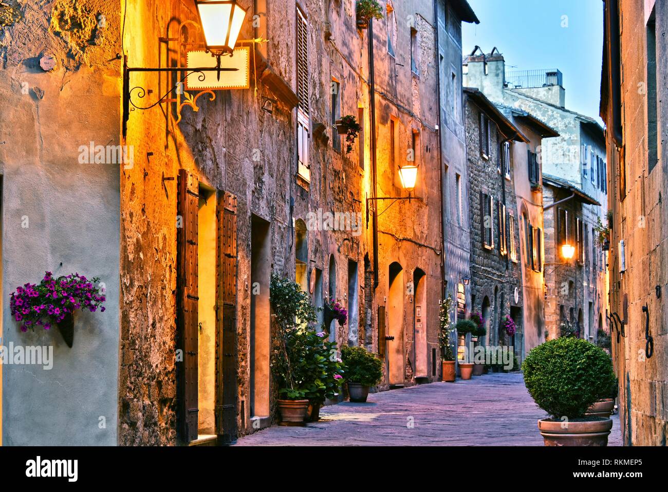 Pienza historic centre hi-res stock photography and images - Alamy