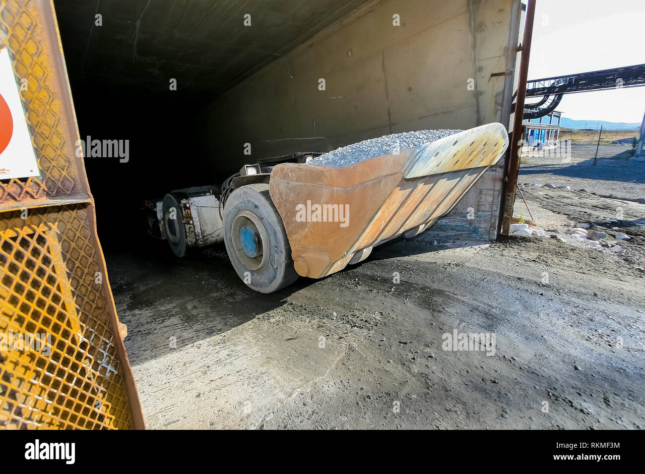 African miner machine hi-res stock photography and images - Alamy