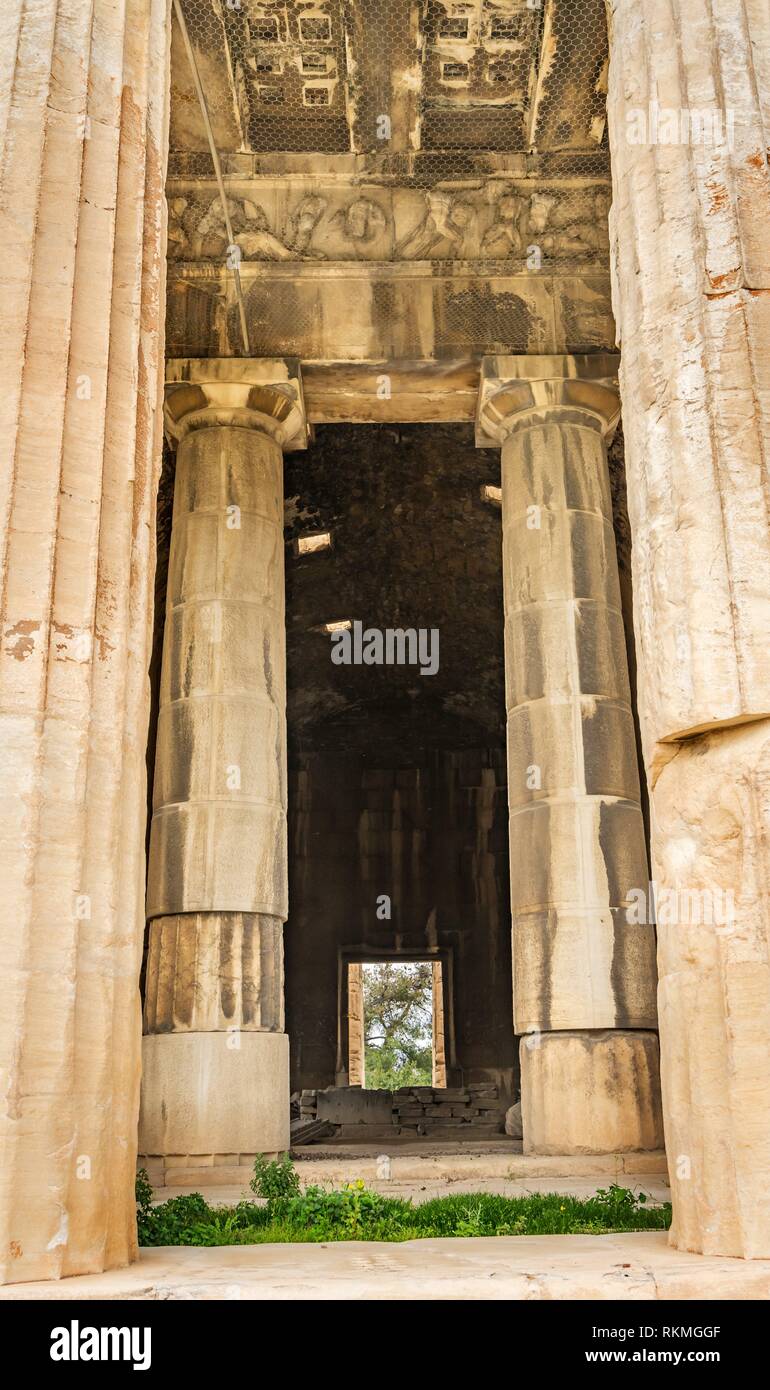 Ancient greek culture working hi-res stock photography and images - Alamy