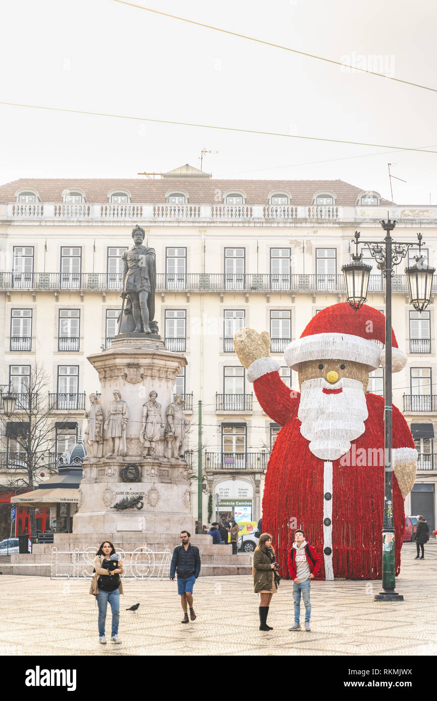 Lisbon, Portugal - 01/03/19: Front view of giant Santa statue in the ...