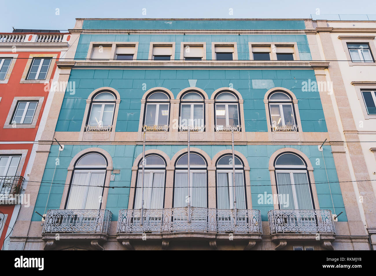Protruding balcony hi-res stock photography and images - Alamy