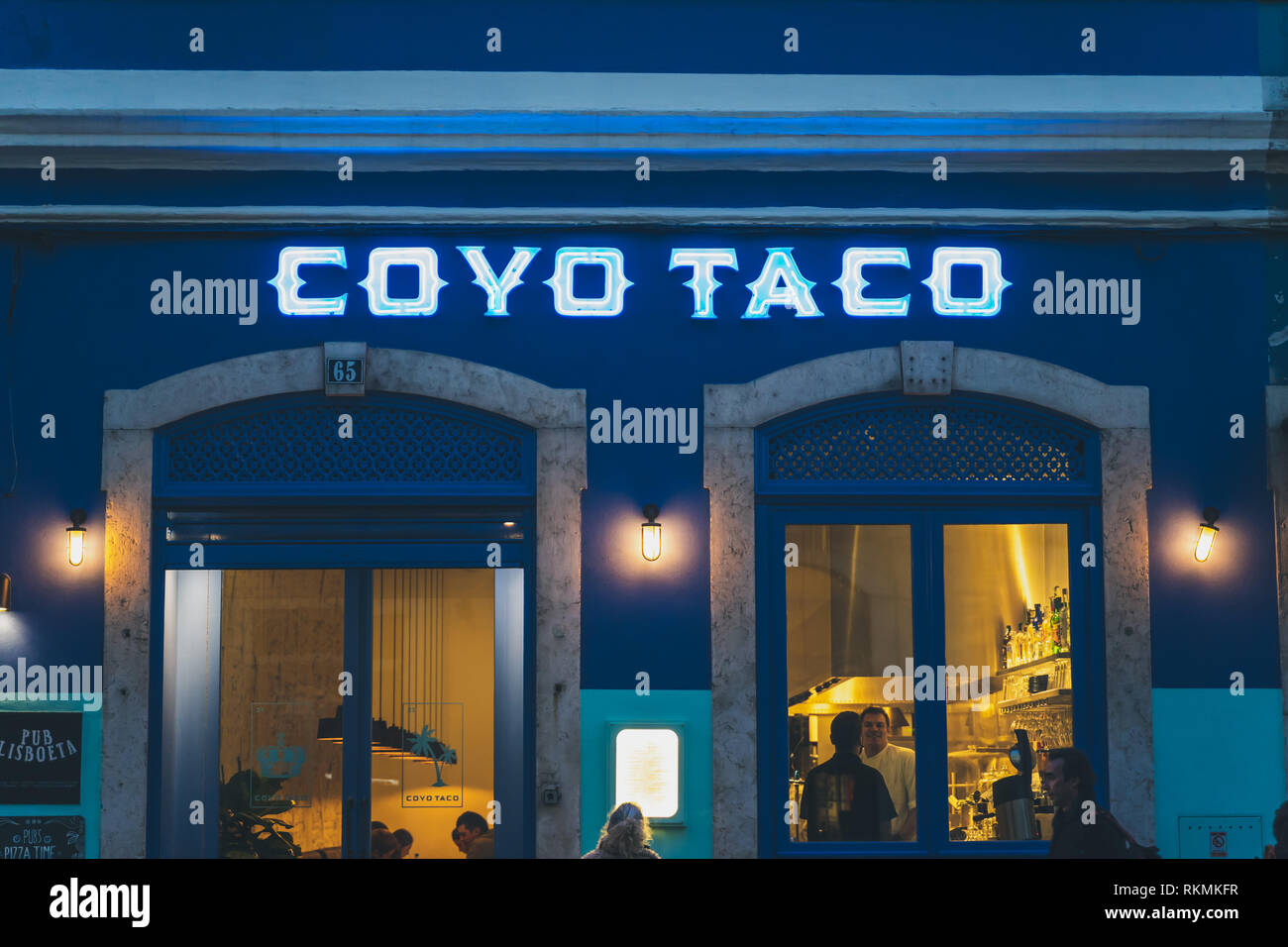Mexican shop front hi-res stock photography and images - Alamy