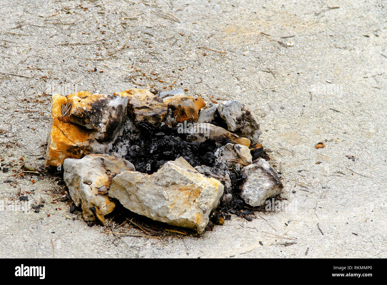 Burned out fire pit hi-res stock photography and images - Alamy