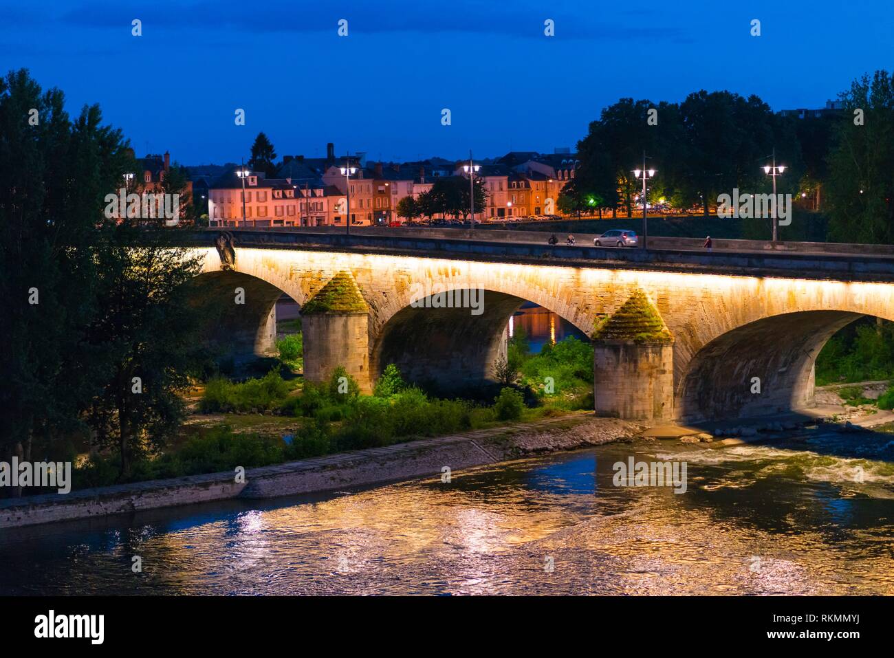 Orleans george v bridge hi-res stock photography and images - Alamy