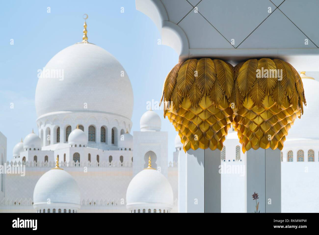 Mosque arab world hi-res stock photography and images - Alamy