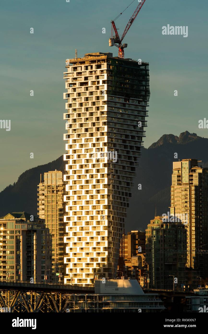 Vancouver house skyscraper hi-res stock photography and images - Alamy