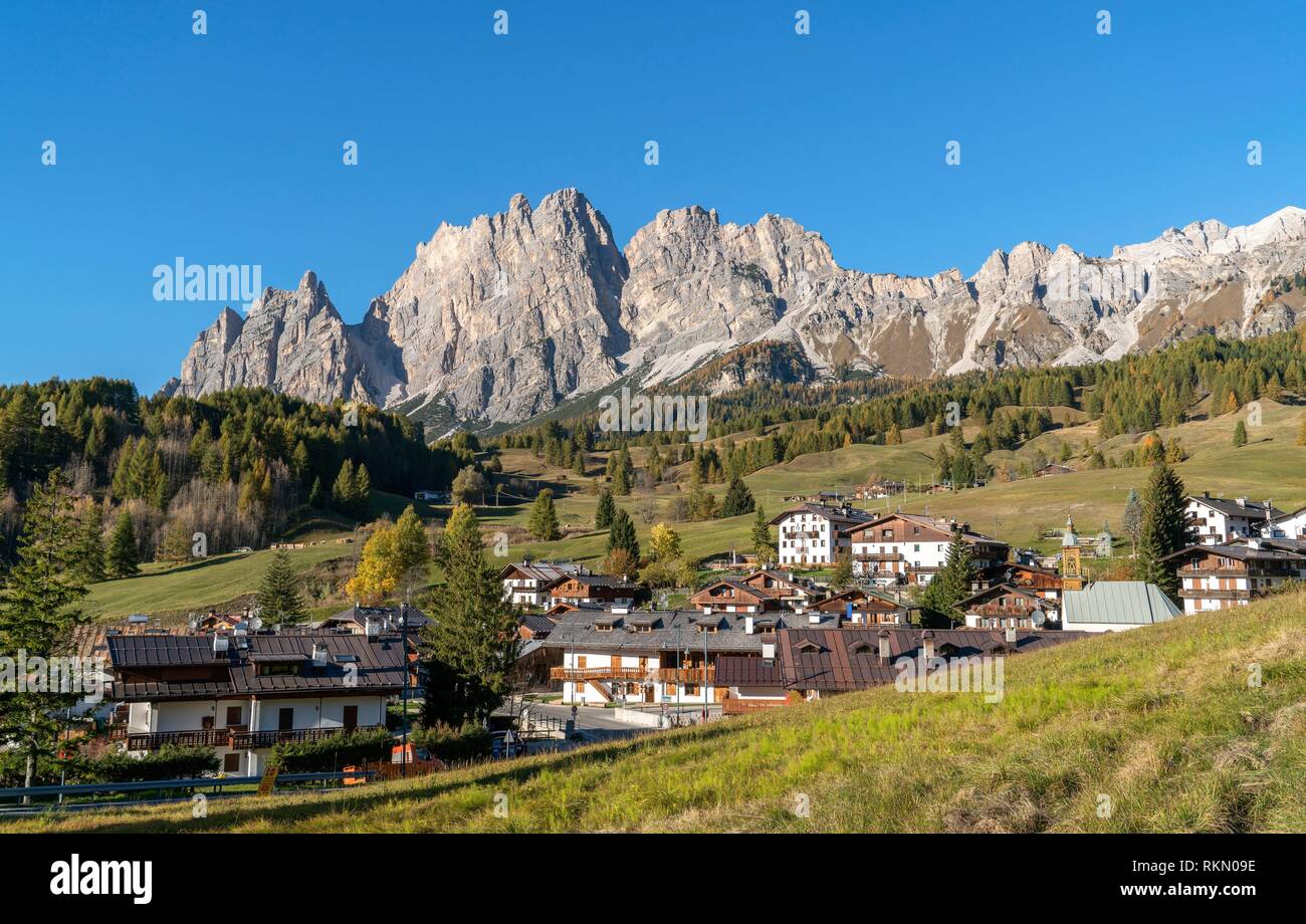 Cortina ampezzo alps dolomites hi-res stock photography and images - Alamy