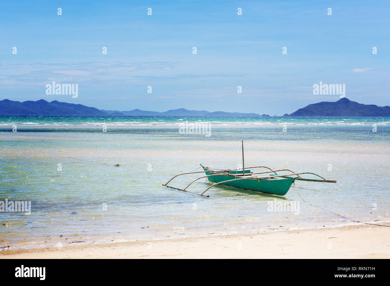 Traditional Philippino boat in the sea, Palawan island, Philippines ...