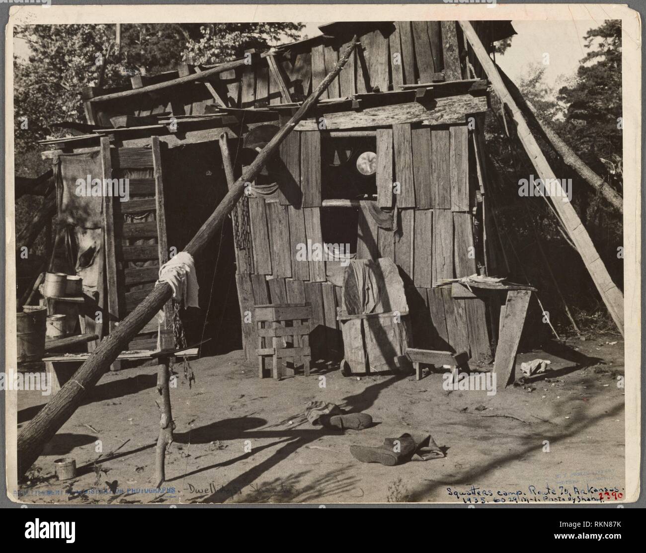 Squatter home hi-res stock photography and images - Alamy