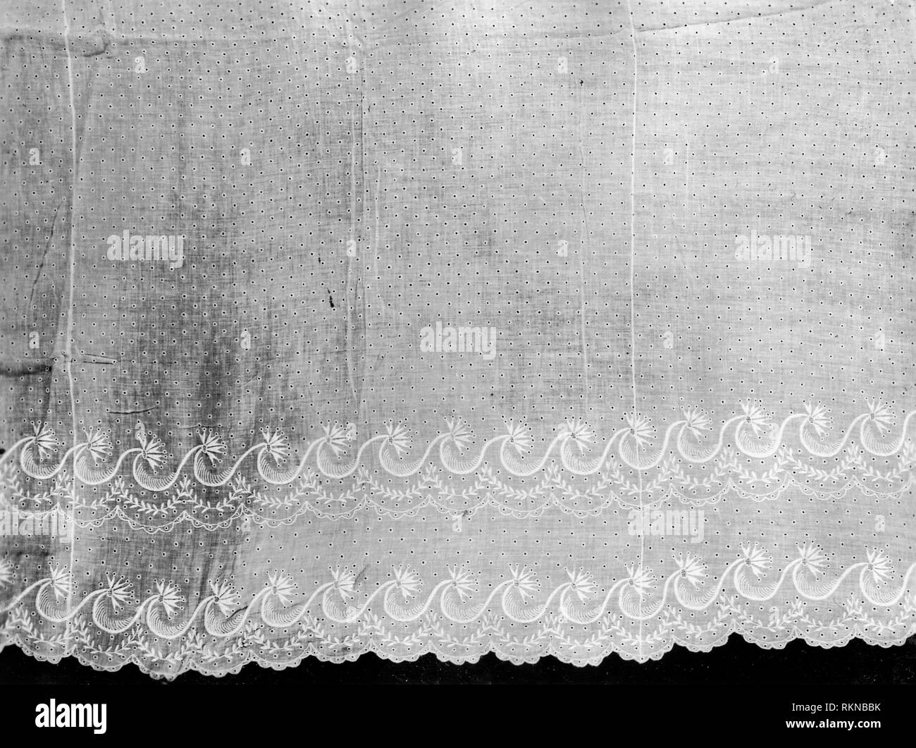 Muslin dress hi-res stock photography and images - Alamy