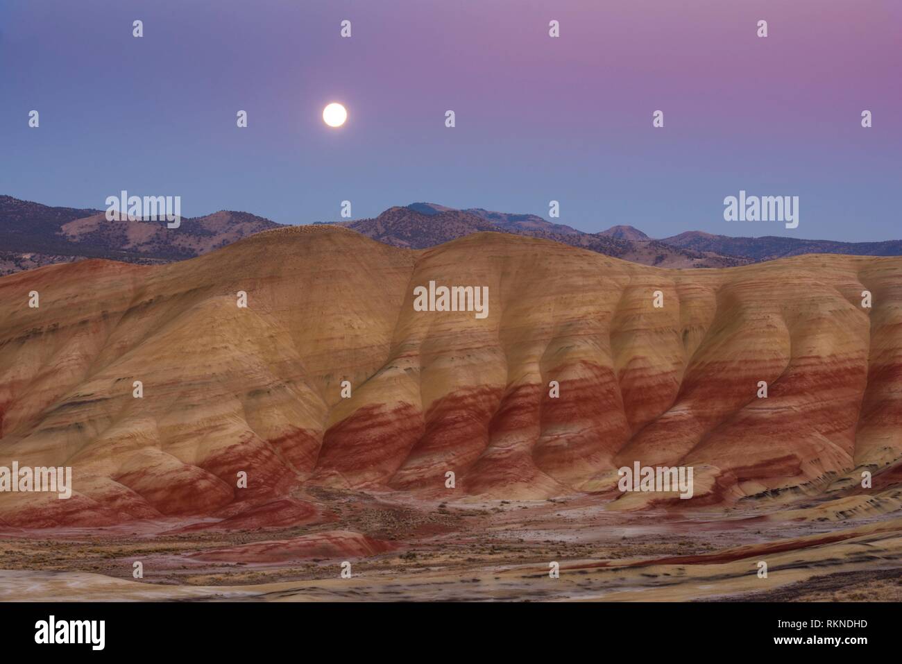 Moonrise over hill hi-res stock photography and images - Alamy