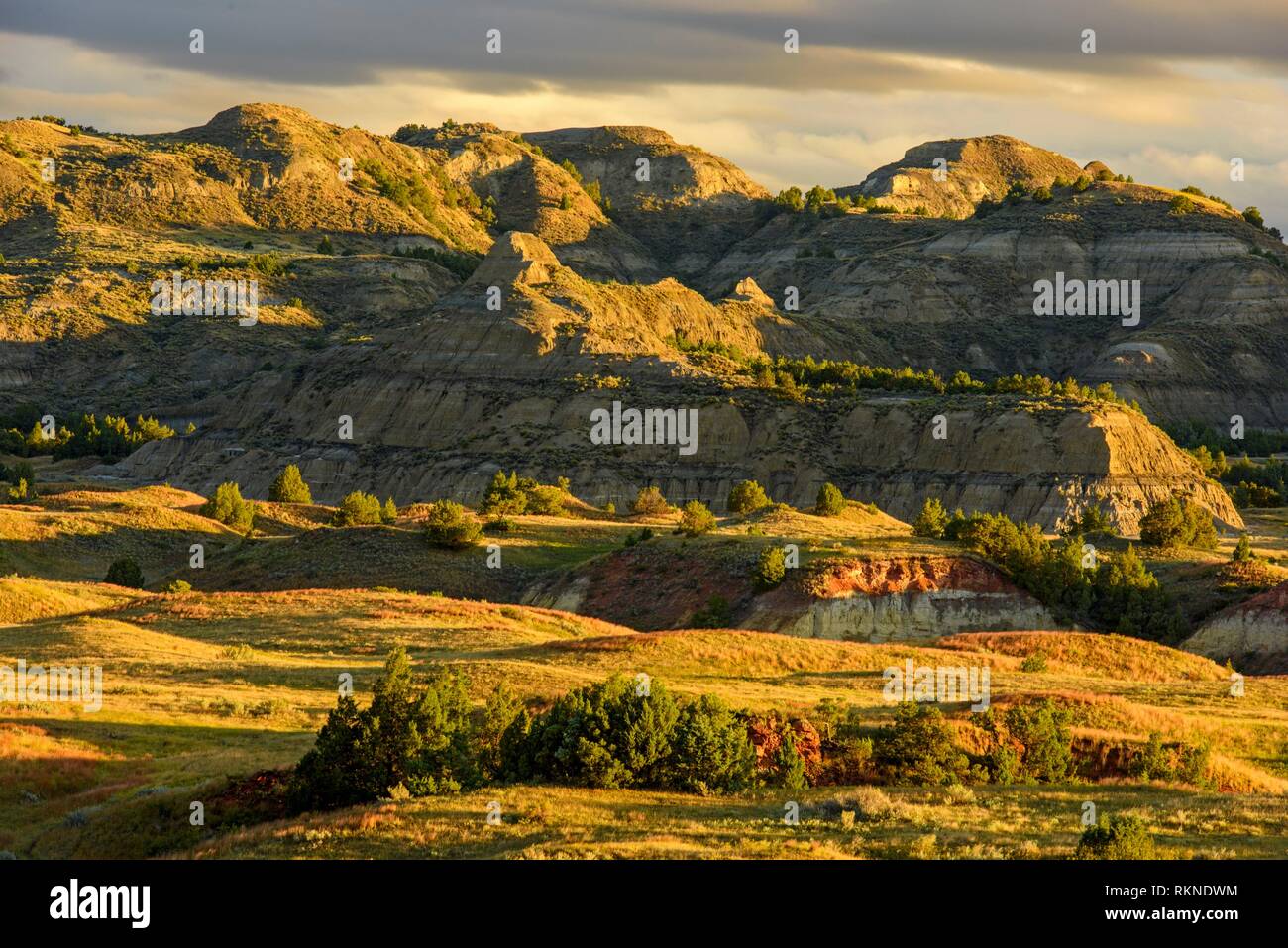 Badlands north dakota hi-res stock photography and images - Alamy