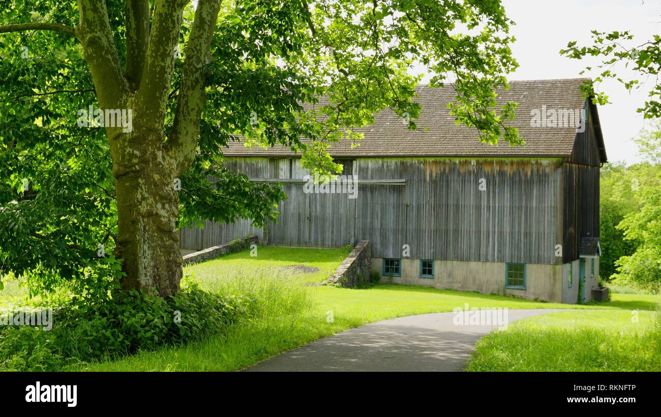 Barn plant hi-res stock photography and images - Alamy