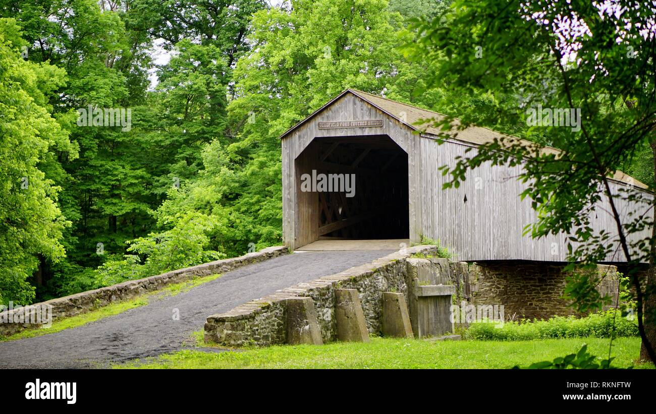 Wooden old bridge hi-res stock photography and images - Alamy