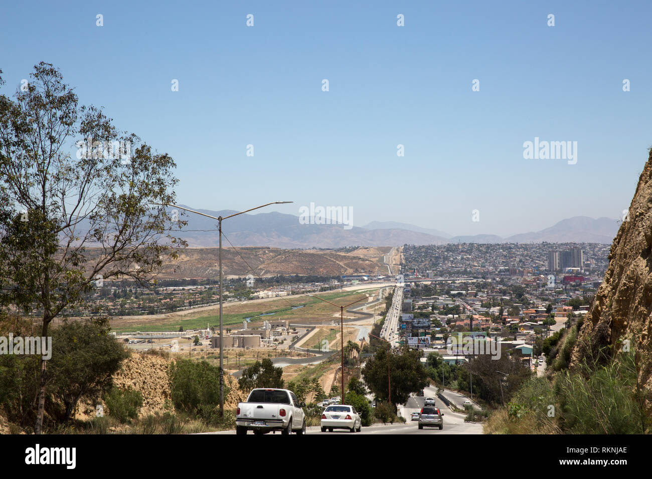 Mexico usa border town hi-res stock photography and images - Alamy