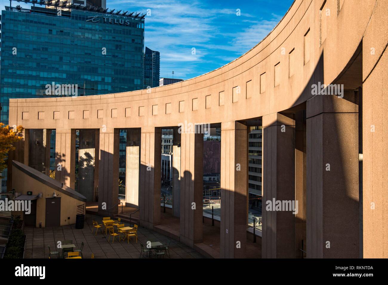 Downtown vancouver library hi-res stock photography and images - Alamy
