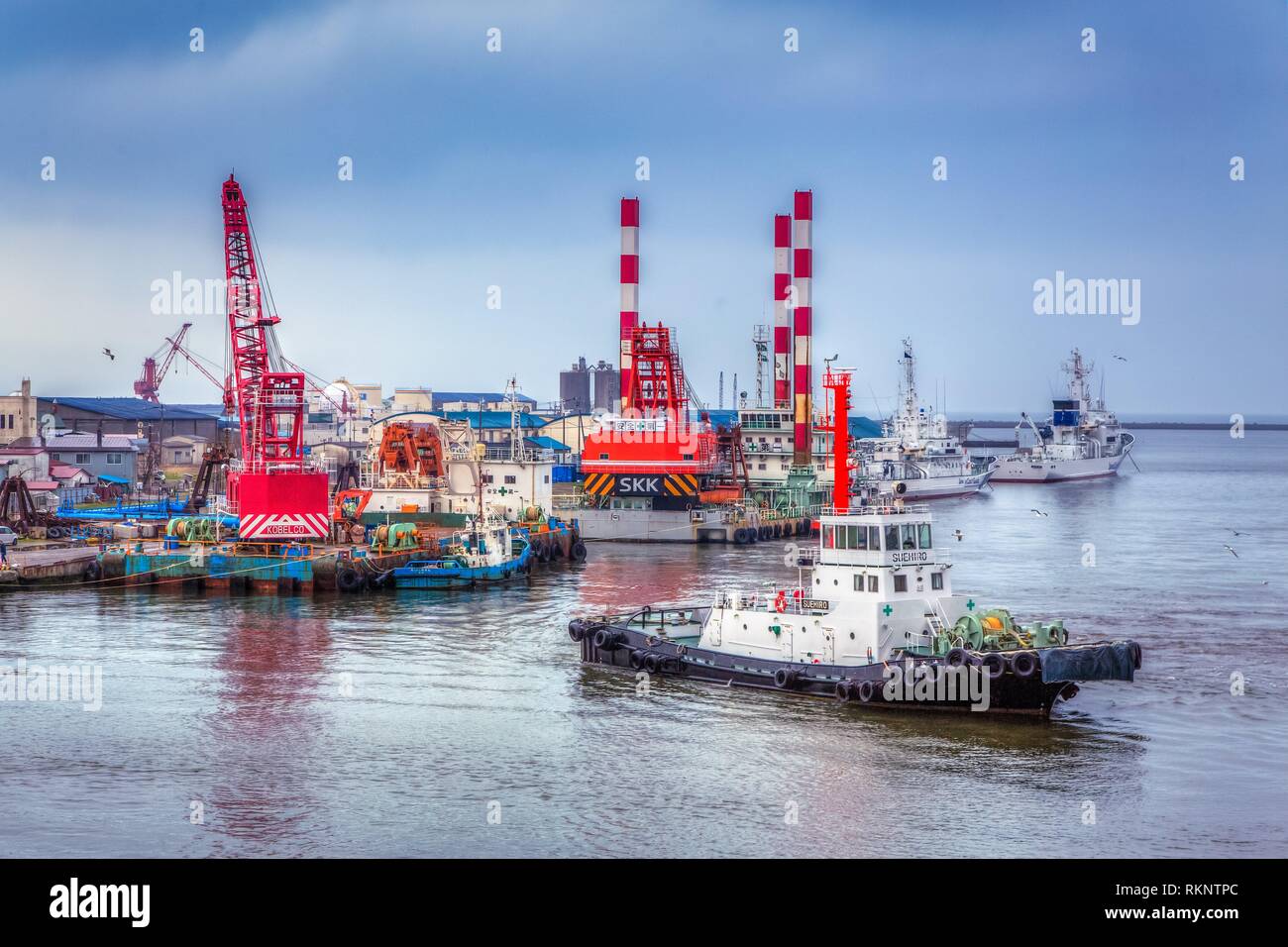 Tugboat construction hi-res stock photography and images - Alamy