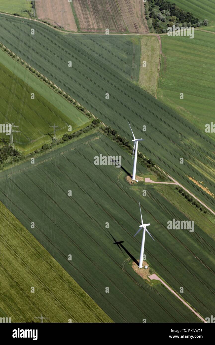 Green fields and wind turbine hi-res stock photography and images - Alamy