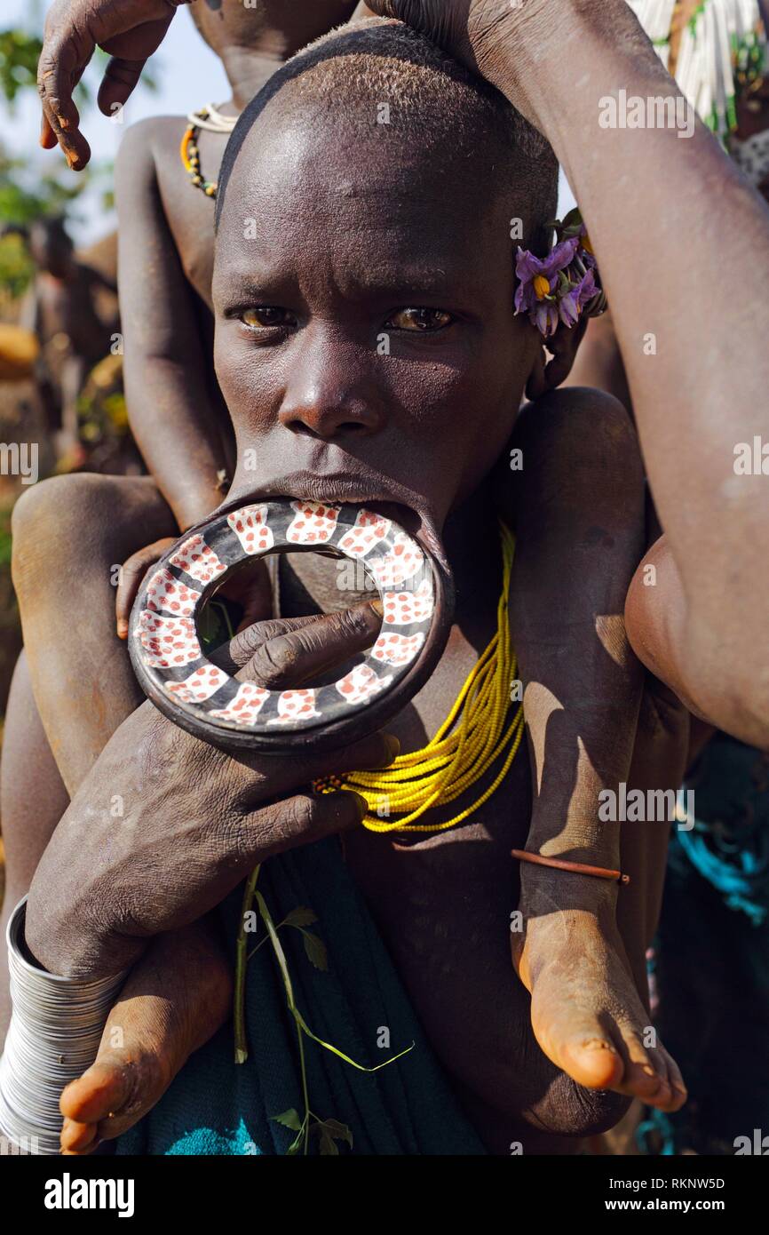 Photograph of kid hi-res stock photography and images - Alamy