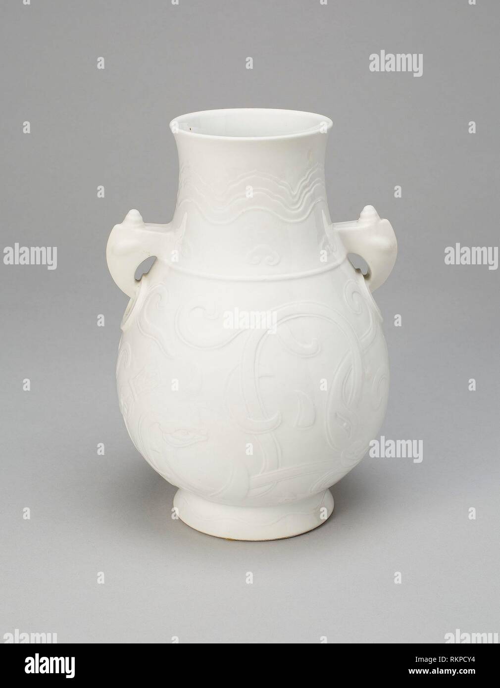 Bronze hu vessel hi-res stock photography and images - Alamy