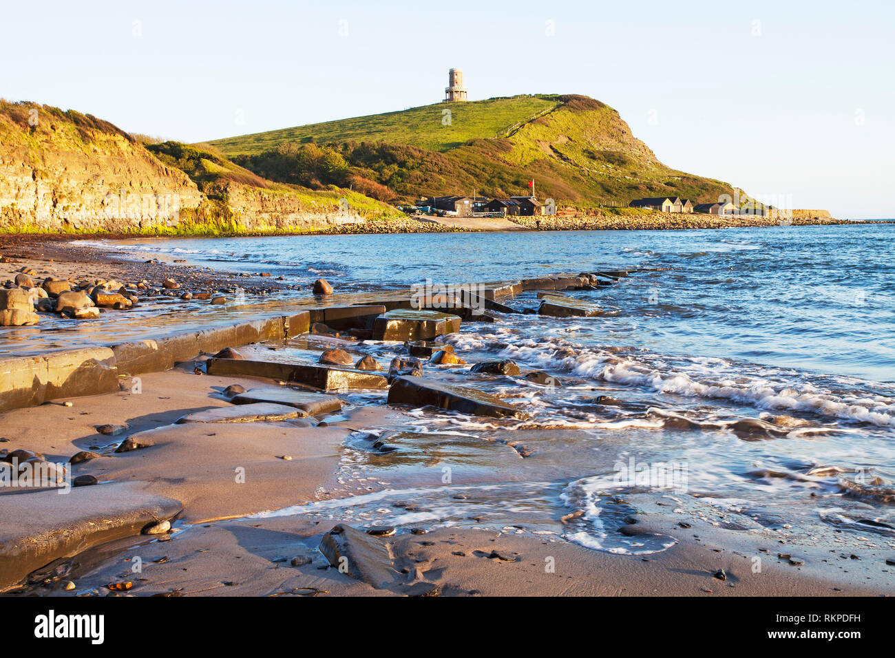 Kimmeridge bay wave cut platform hi-res stock photography and images ...
