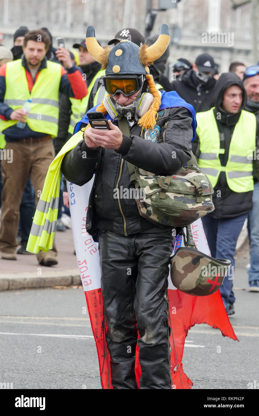 Violences mark the 13th day of Yellow Jackets mobilization, Lyon ...