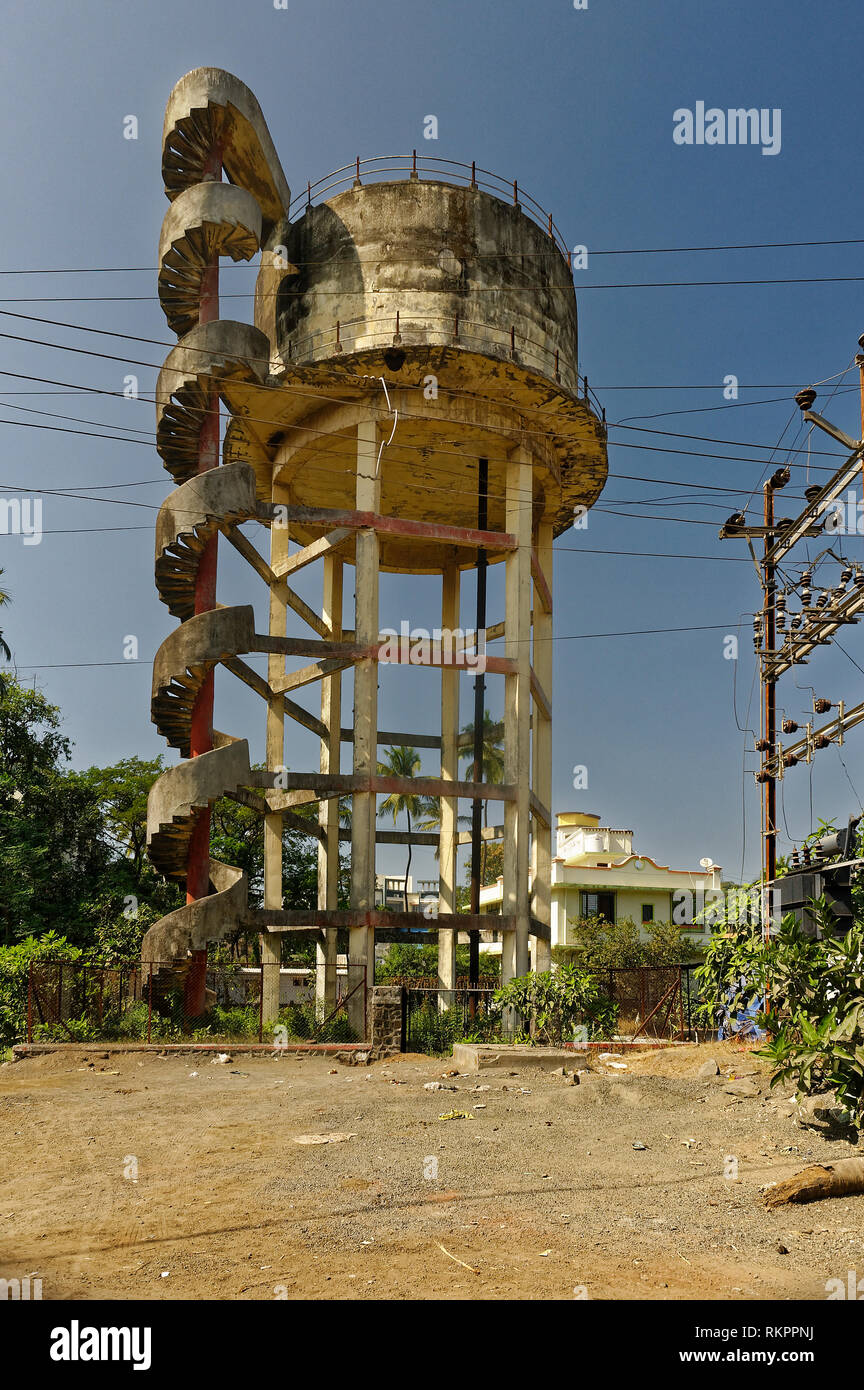 Cement storage tank hi-res stock photography and images - Alamy