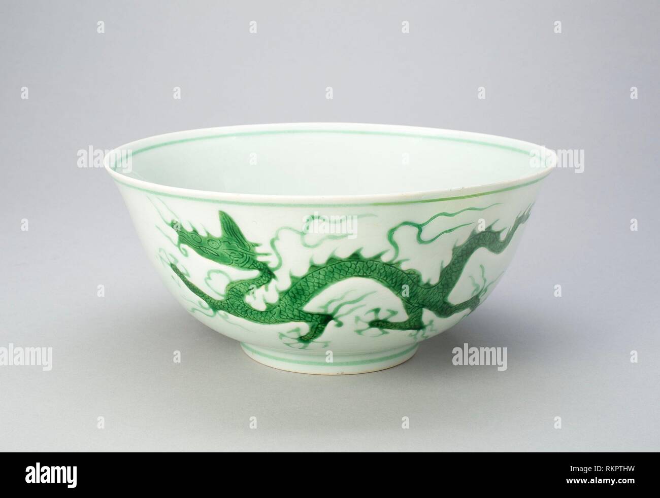 Incised pearl chasing dragon hi-res stock photography and images - Alamy