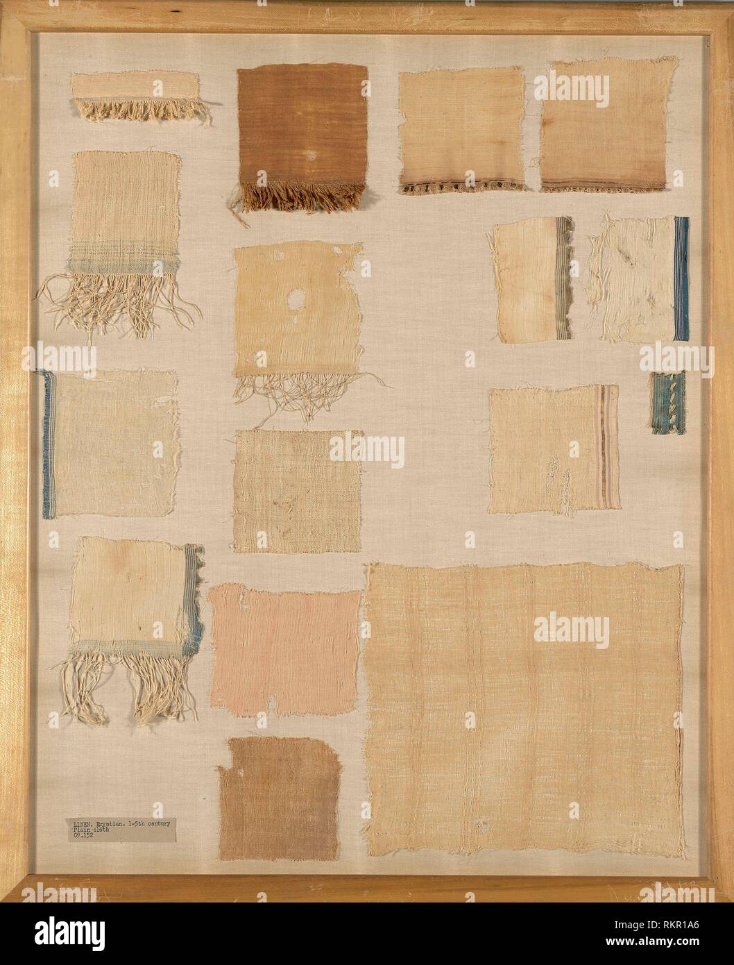 Wrapping mummy ancient egypt hi-res stock photography and images - Alamy