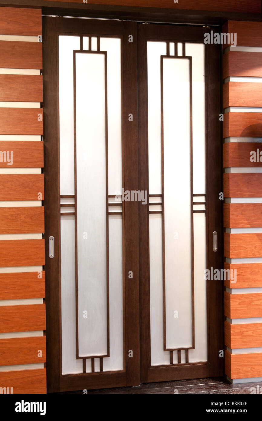 texture of Japanese sliding paper door Shoji Stock Photo - Alamy