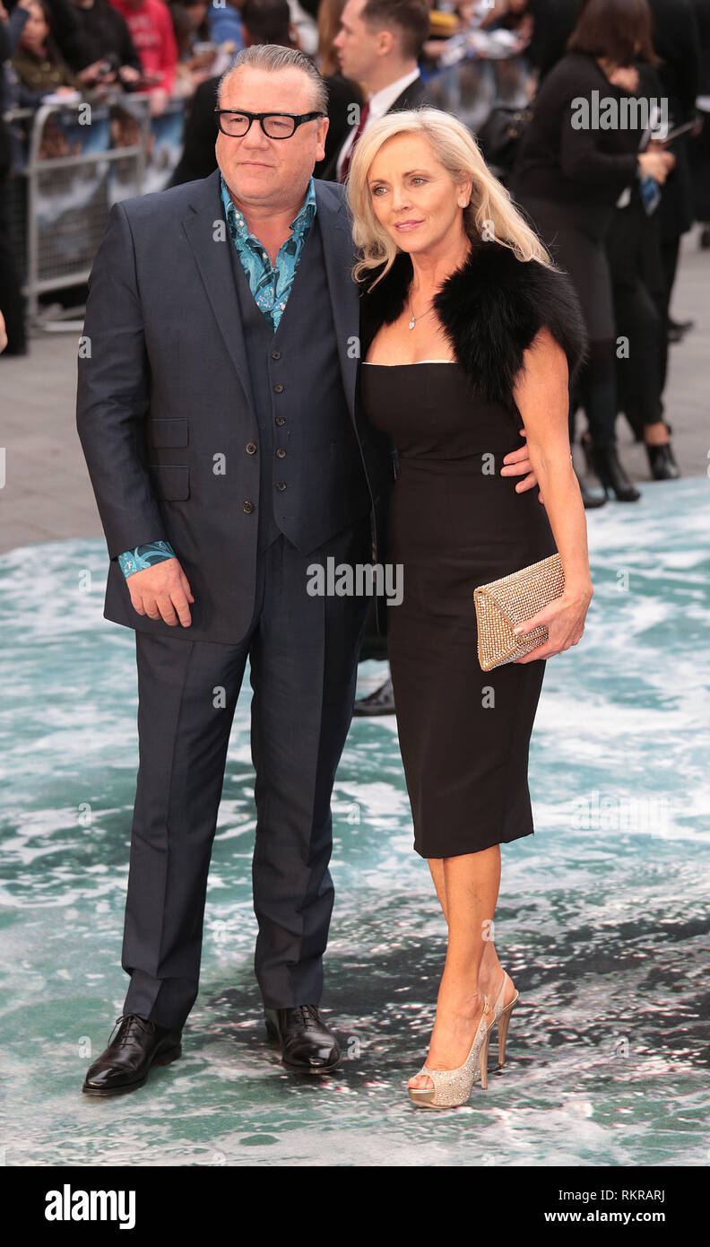 London, UK, 31st March 2014 Ray Winstone and wife arrives at the UK ...