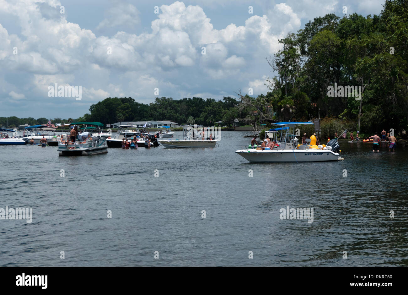 American people celebrating the 4th of July (Independence Day) in ...