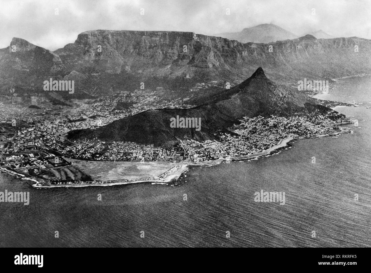 Cape town aerial view Black and White Stock Photos & Images - Alamy