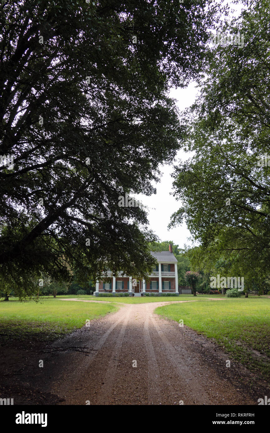 Wealthy plantation home house hi-res stock photography and images - Alamy