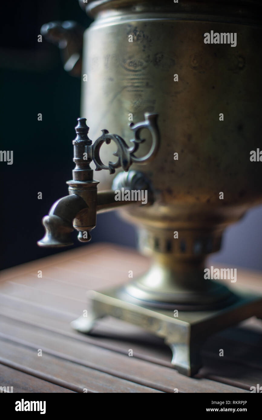 Russian samovar hi-res stock photography and images - Alamy