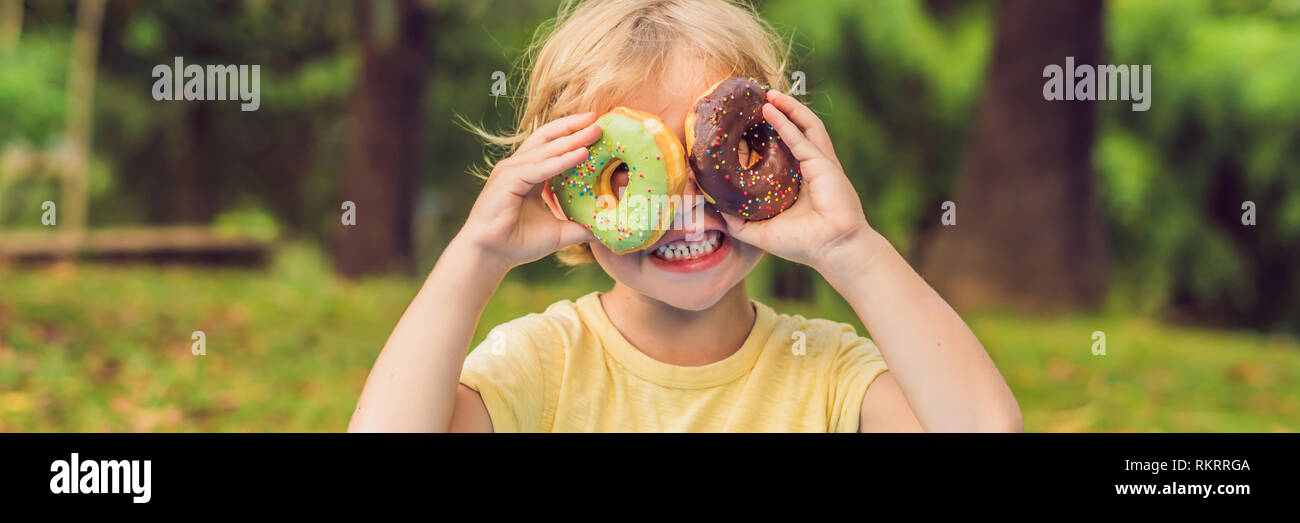 Fat kids eating food hi-res stock photography and images - Alamy