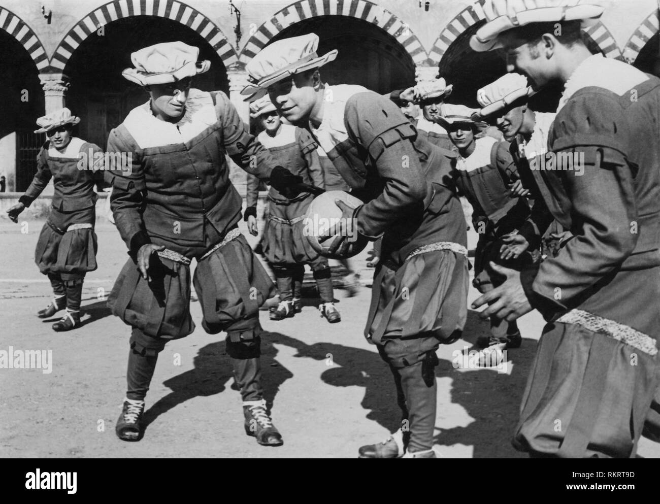 Costume florence game florence hi-res stock photography and images - Alamy