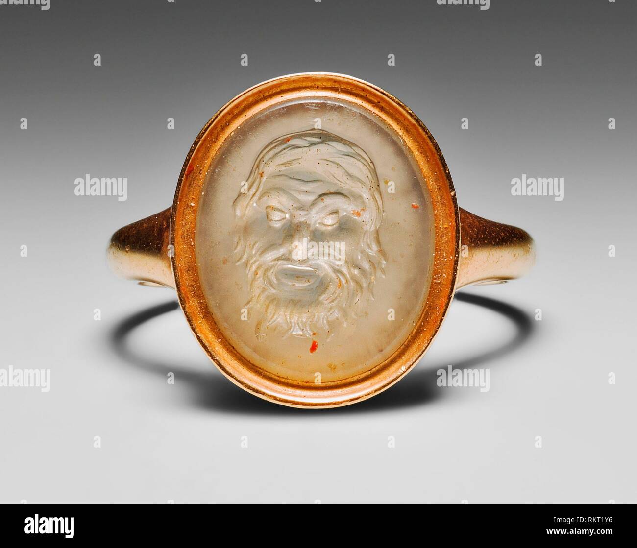 Stone finger hi-res stock photography and images - Alamy