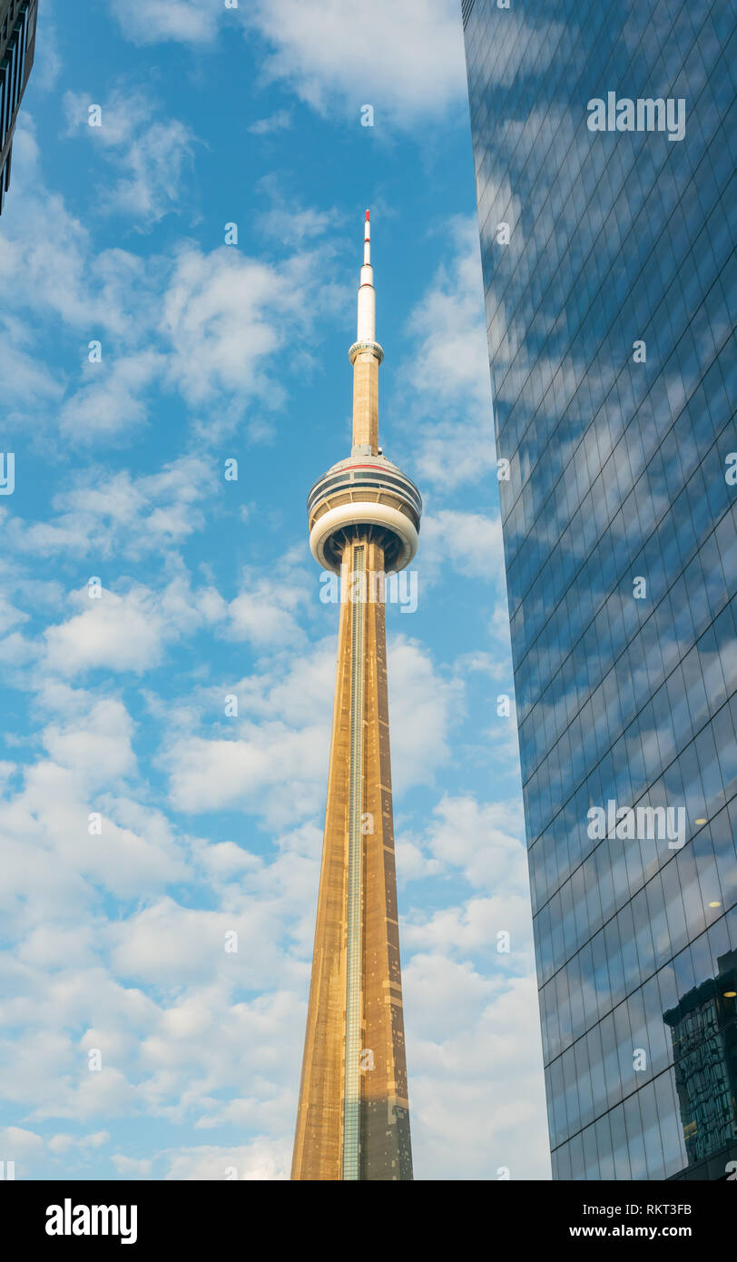 Downtown tornoto hi-res stock photography and images - Alamy