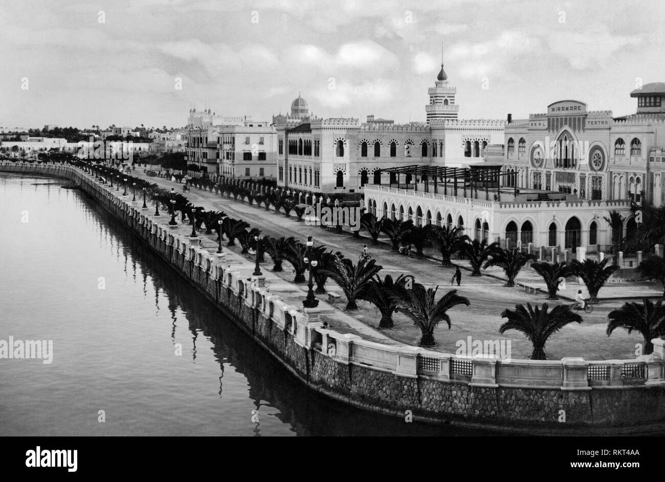 promenade, tripoli, libya, africa 1930-40 Stock Photo - Alamy