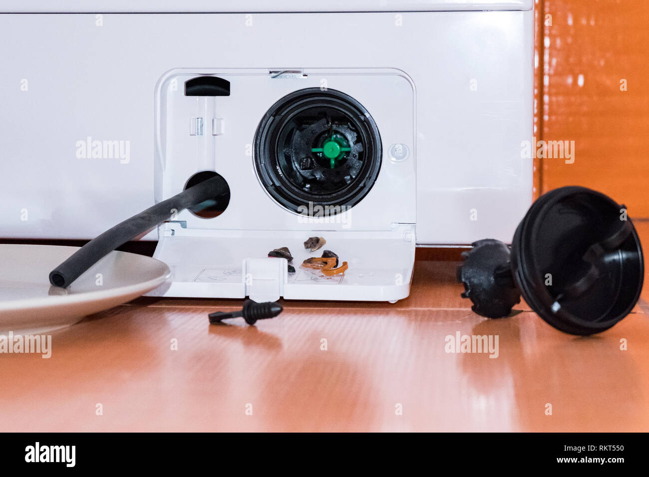 Cleaning the washing machine. How to clean the filter from small parts ...