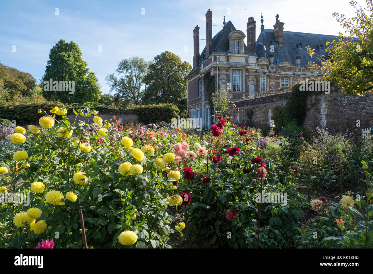 Chateau arques hi-res stock photography and images - Alamy