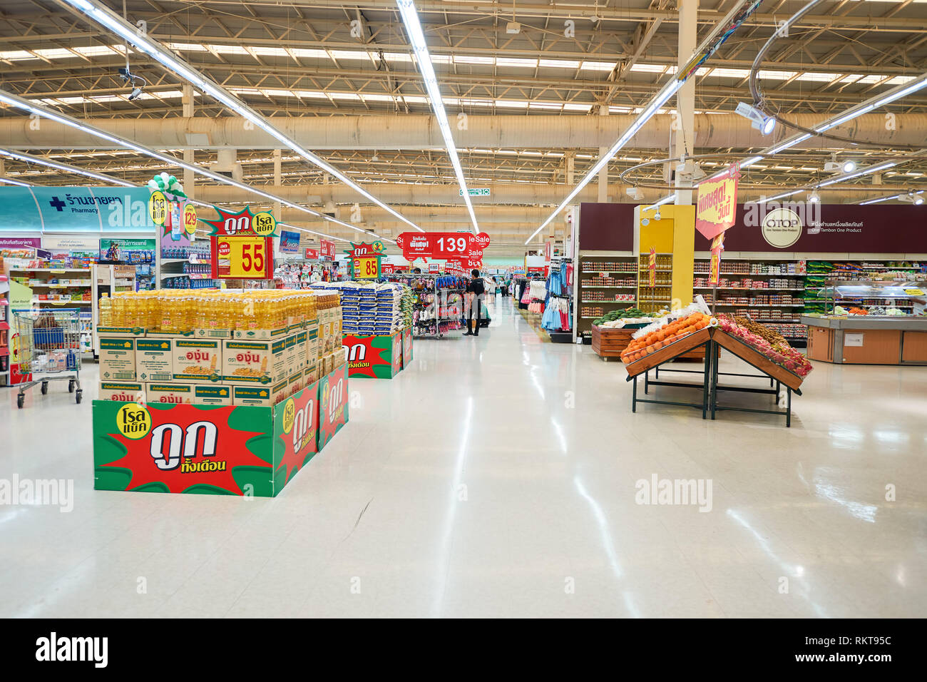 PATTAYA, THAILAND - FEBRUARY 22, 2016: inside of the Tesco Lotus ...