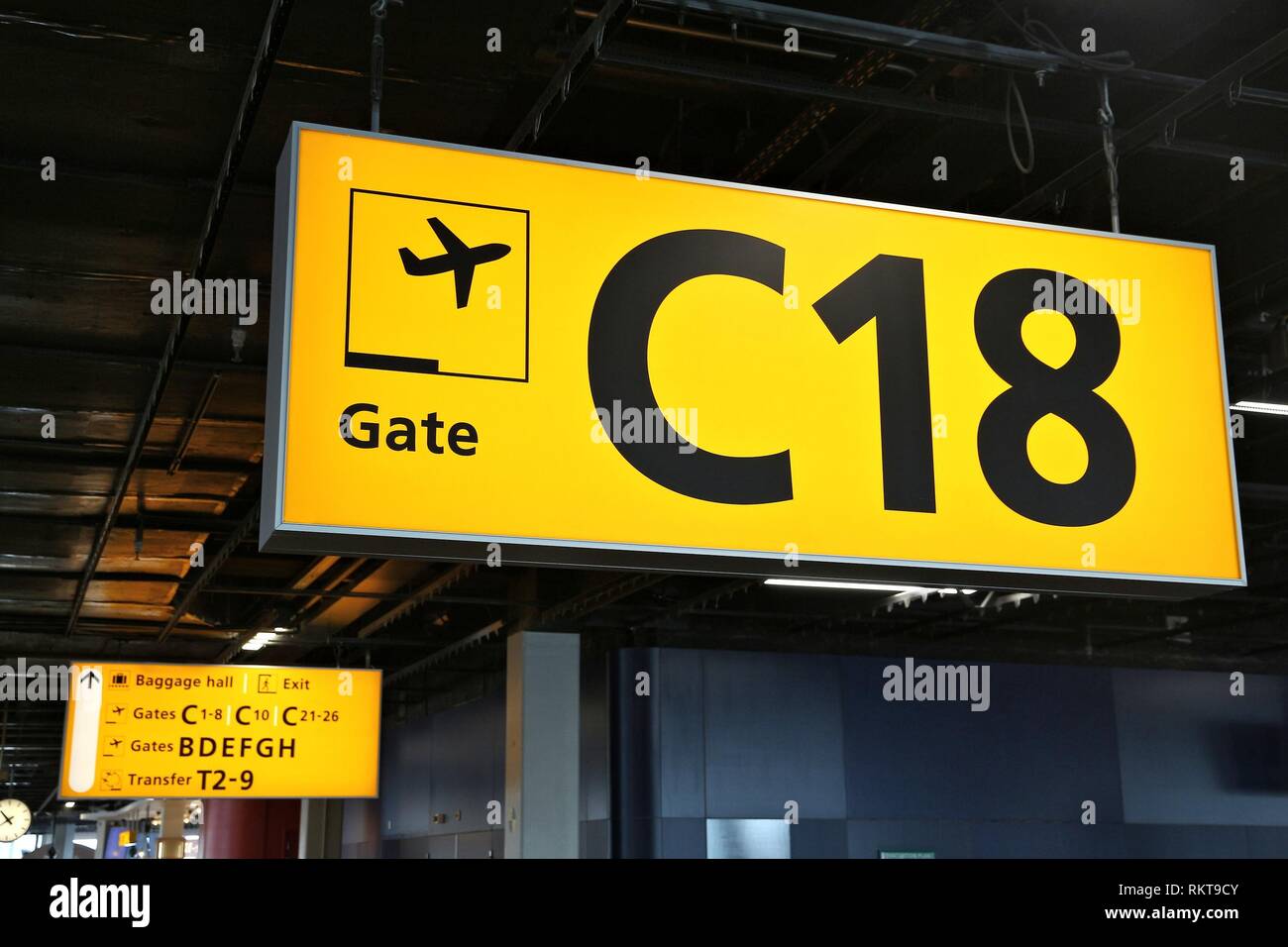 Generic signage hi-res stock photography and images - Alamy