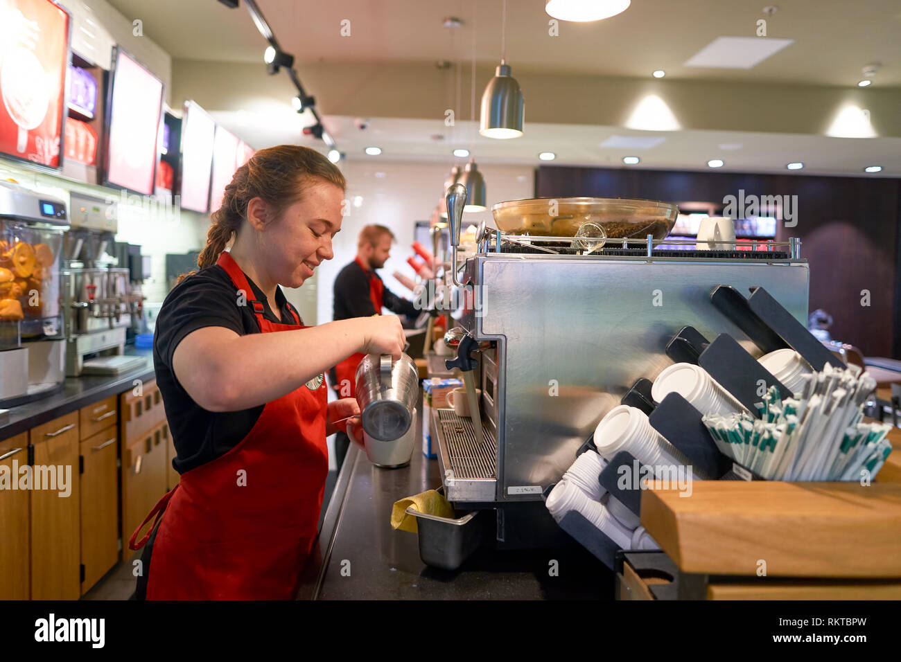 Starbucks worker beverage hi-res stock photography and images - Alamy