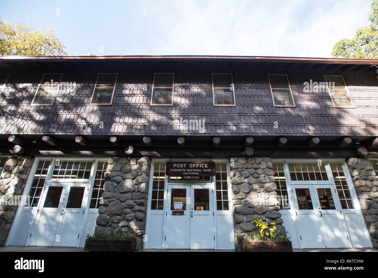 United States Post Office. Yosemite National Park Stock Photo - Alamy