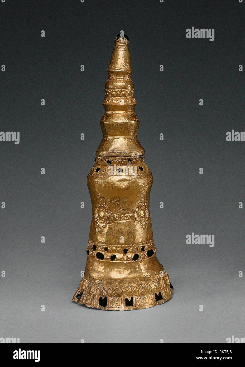 Gold Repousse High Resolution Stock Photography and Images - Alamy